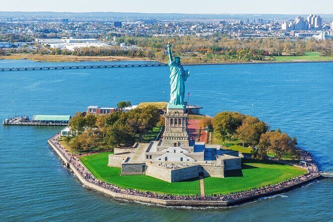 Statue of Liberty & Ellis Island Guided Tour with Ferry Transfers - Why This Tour Offers Great Value