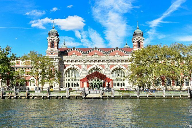 Statue of Liberty Tour with Ellis Island and Immigration Museum - Why This Tour Might Be Perfect for You