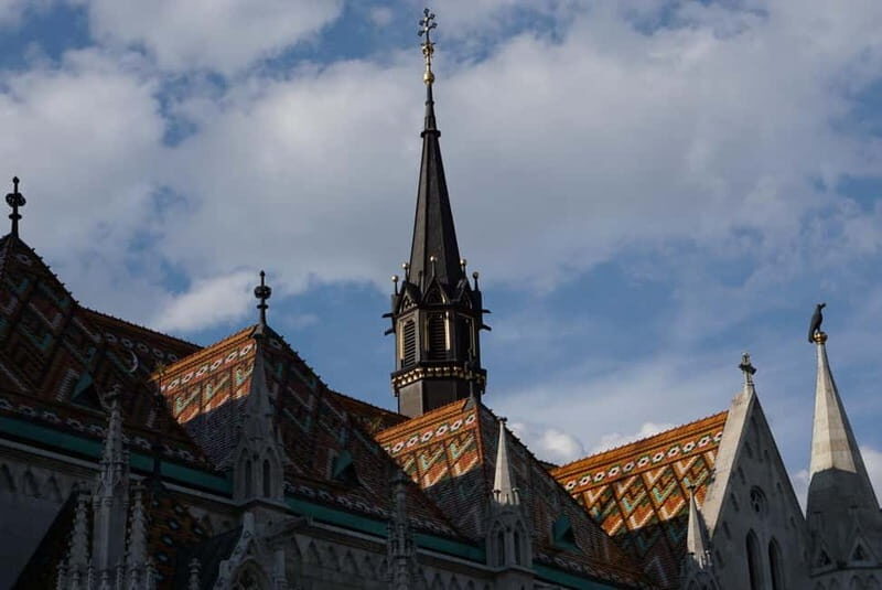 Statues, & Myths of Buda Castle: A Storytelling Experience - Key Points