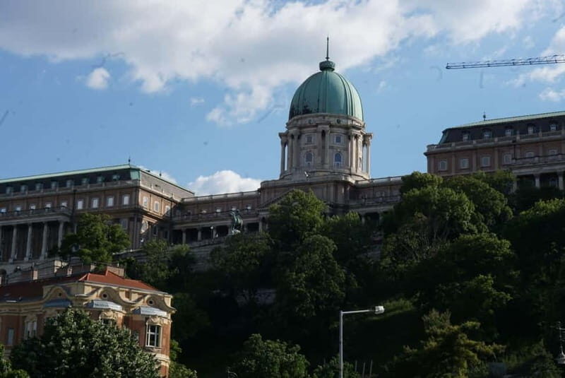 Statues, & Myths of Buda Castle: A Storytelling Experience - The personal touch and insider insights