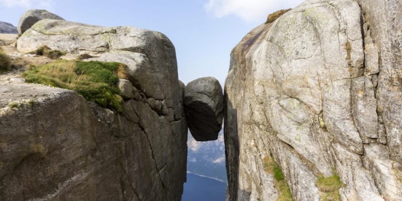 Stavanger: Kjerag Guided Tour & Lysebotn Fjord Ferry Tour - From Stavanger to Kjerag: The Journey Begins