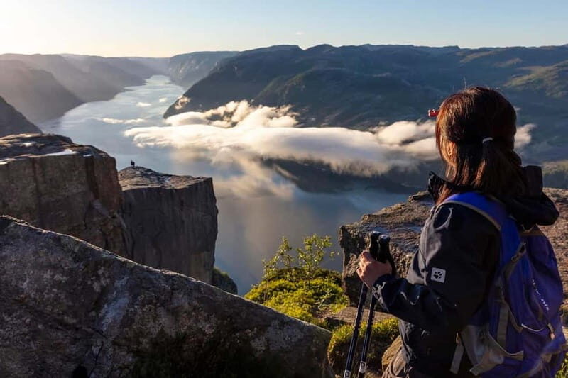 Stavanger: Lysefjorden Cruise and Preikestolen Hike - Key Points