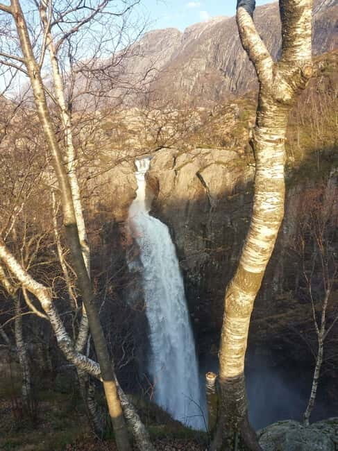 Stavanger: Månafossen Waterfall Guided Tour with Transport - Key Points
