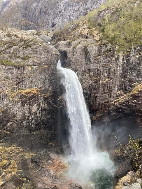 Stavanger: Månafossen Waterfall Guided Tour with Transport - The Experience and What You’ll See