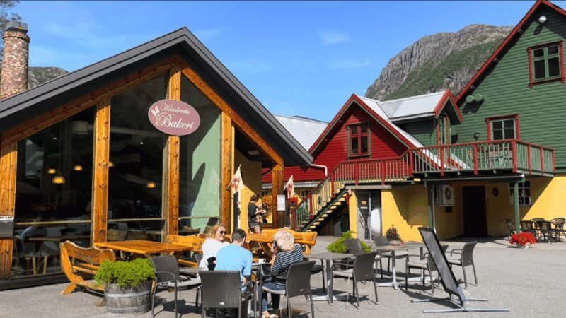 Stavanger: Månafossen Waterfall Hike with Traditional Meal - The Value of This Tour