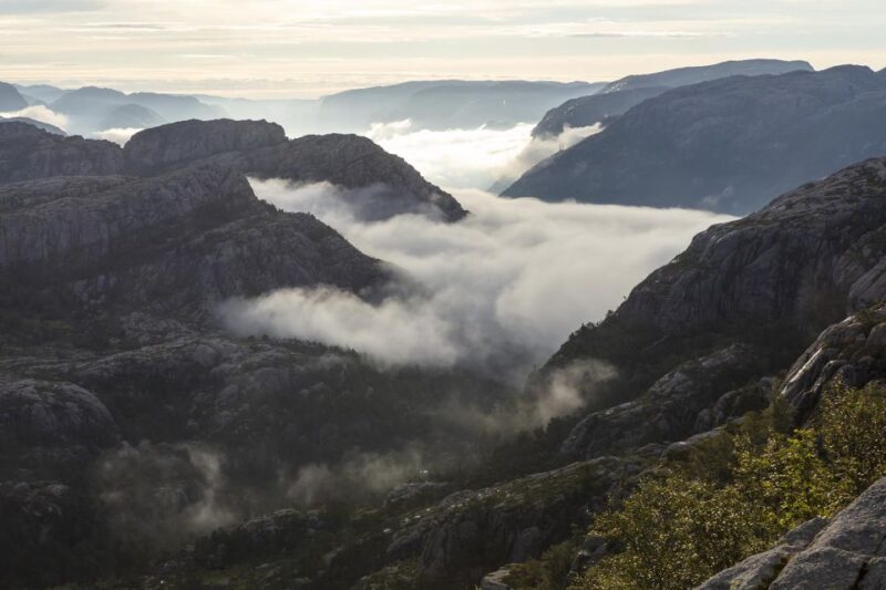 Stavanger: Preikestolen Sunrise Hike with Breakfast Buffet - A Highly Detailed Look at the Tour