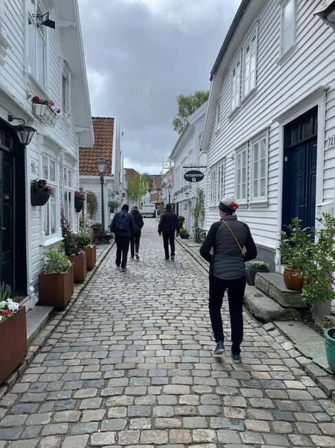 Stavanger: Private Walking Tour with a Local - The Sum Up