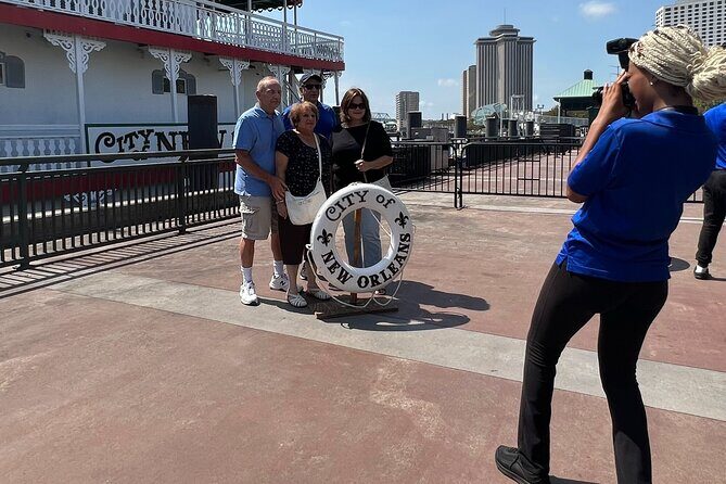 Steamboat Natchez VIP Jazz Dinner Cruise with Private Tour and Open Bar Option - The Dining Experience
