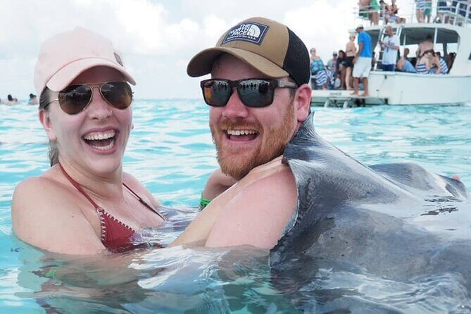 Stingray City and Coral Gardens - Discovering the Magic of Stingray City and Coral Gardens in Grand Cayman
