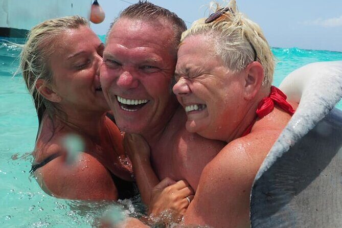 Stingray City and Coral Gardens - An In-Depth Look at the Tour Itinerary