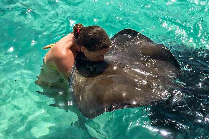 Stingray City experience, Devils Bridge and Long Bay Beach - Exploring the Itinerary in Depth