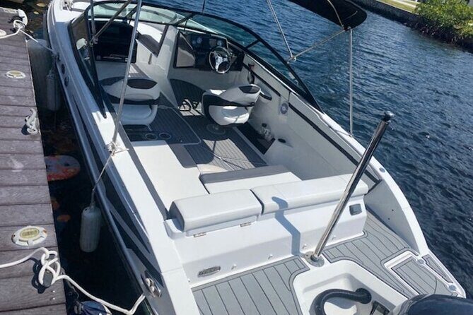 Stingray City, Star fish Point and Snorkeling Private Boat Tour - Why Choose This Tour?