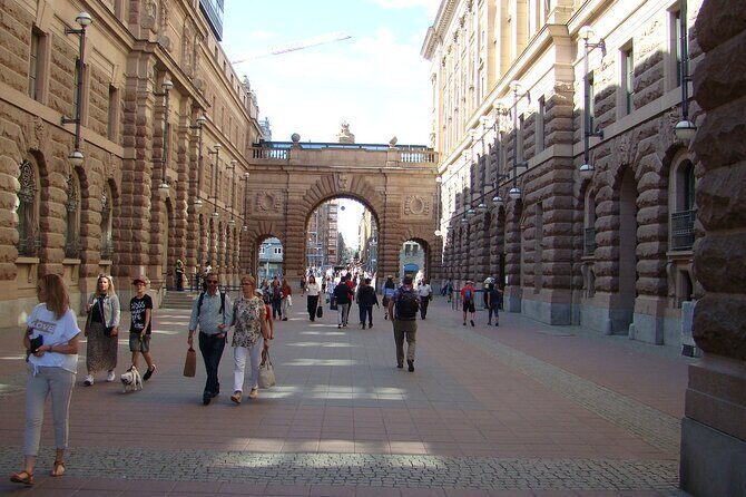 Stockholm- A Beauty On The Water: Old Town Walking Tour and Boat Trip Combined - FAQs