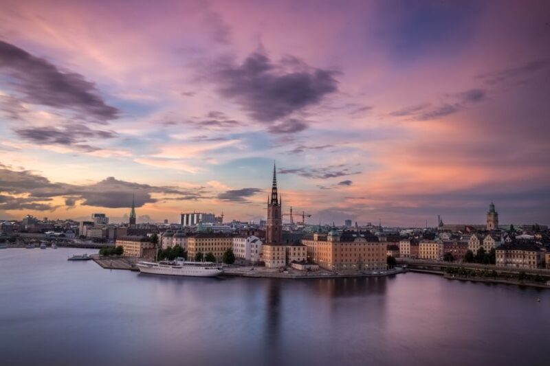 Stockholm: Capture the most Photogenic Spots with a Local - Exploring Stockholm through the Lens of a Local
