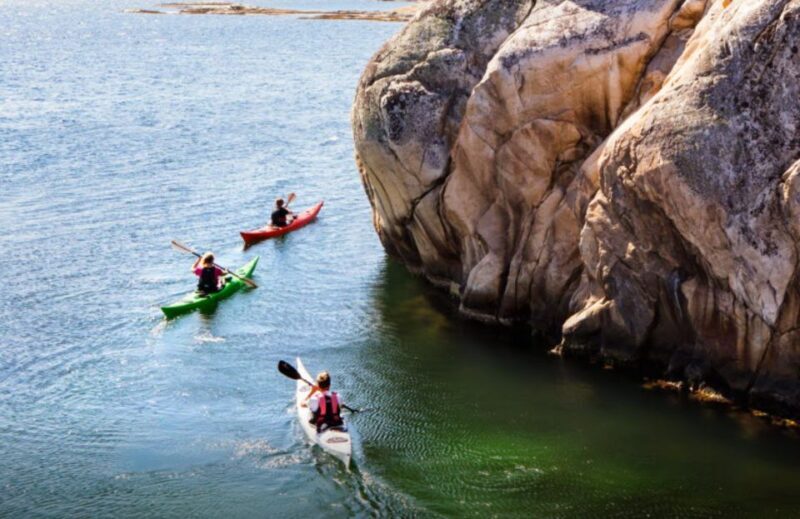 Stockholm: Full-Day Archipelago Kayaking Adventure - Lunch and Island Exploration