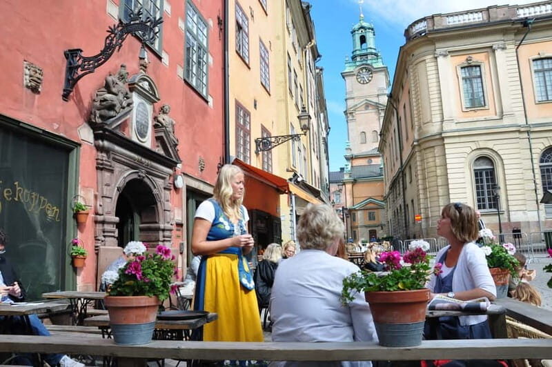 Stockholm: Highlights Guided Walking Tour - Exploring Stockholm: What to Expect