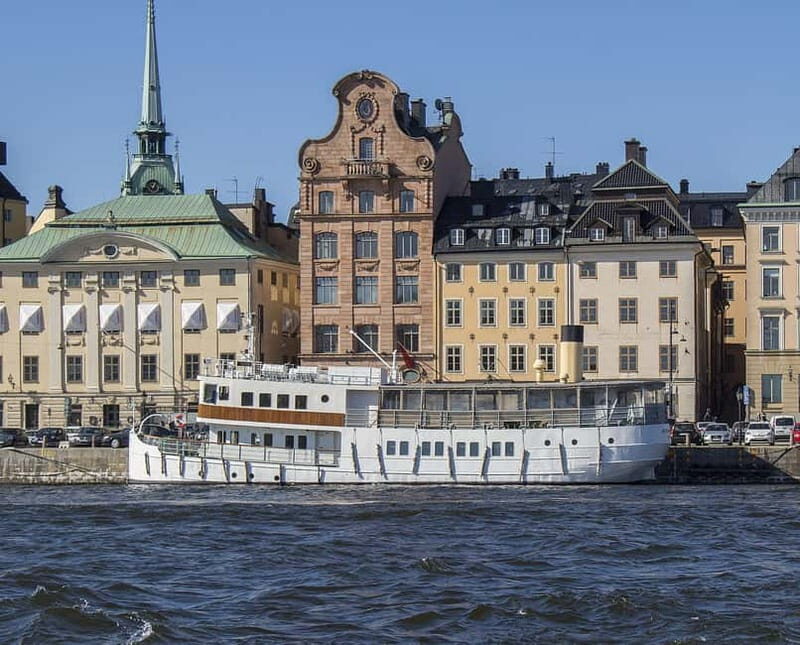 Stockholm: Midsummer Archipelago Boat Tour Live Guide DE/EN - The Sum Up