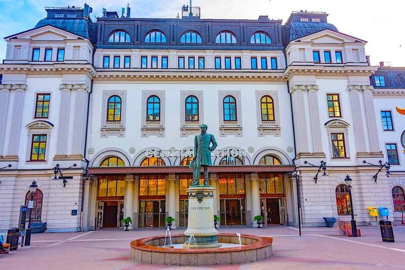 Stockholm: Modern City Walking Tour with Local Guide - An In-Depth Look at the Stockholm Modern City Walking Tour