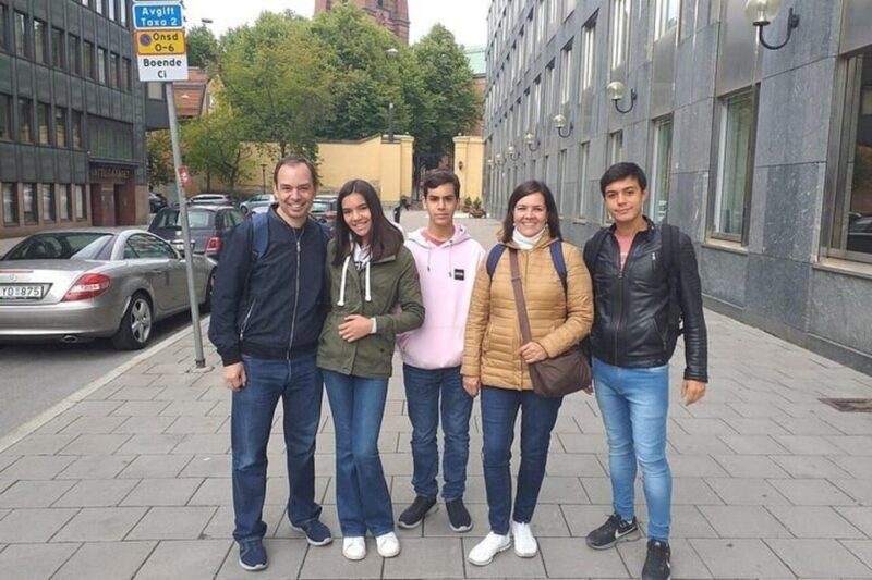 Stockholm: Must-See Attractions Walking Tour with a Guide - Key Points