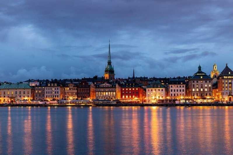 Stockholm: Must-See Attractions Walking Tour with a Guide - An In-Depth Look at the Stockholm Must-See Attractions Walking Tour