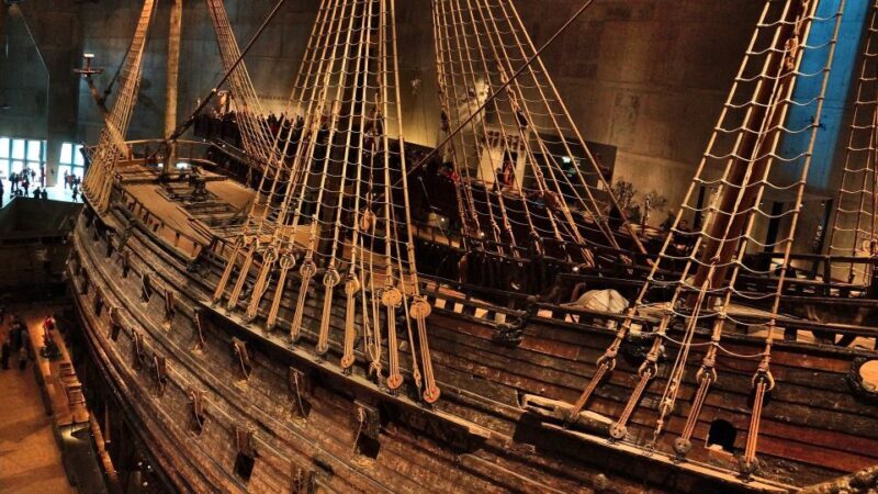 Stockholm: Old Town Walking Tour w/ Vasa Museum & Boat Ride - Key Points
