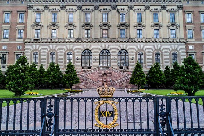 Stockholm Royal Palace Museums Gamla Stan Skip-the-line Tour - FAQs