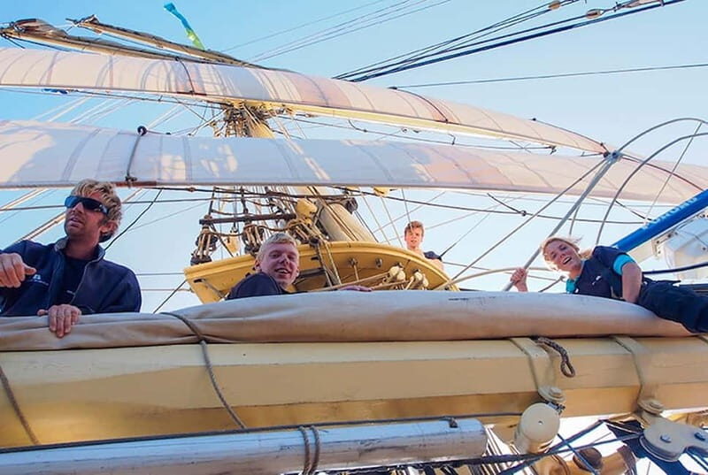 Stockholm: Sailing Adventure on Historic Tre Kronor - 1 Day - An Authentic Connection with Nature