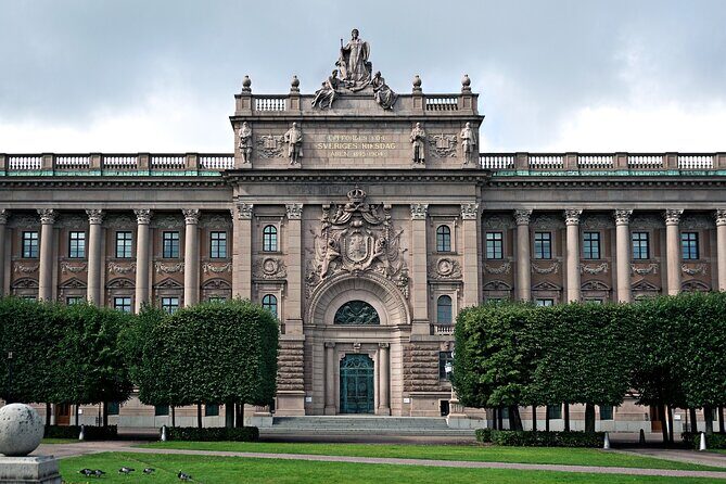 Stockholm Self-Guided Murder Mystery Tour by the Parliament - An Engaging Introduction to Stockholm’s Old Town