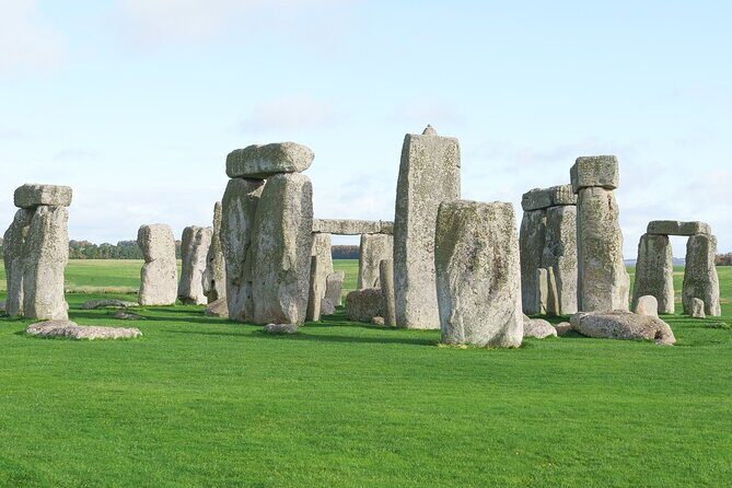 Stonehenge and Windsor Castle Tour from London With Entry Tickets - Final Thoughts: Is This Tour Right for You?