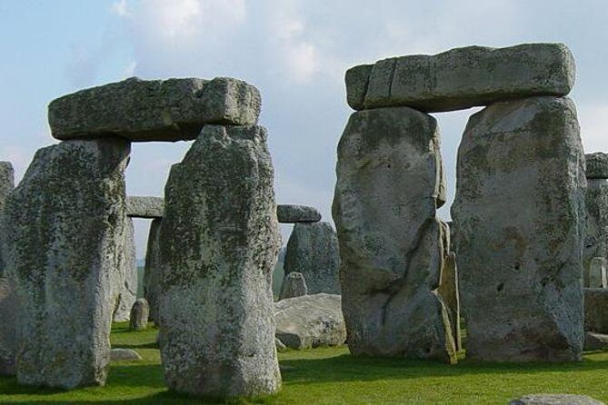Stonehenge Shuttle Bus from London with Optional Fish & Chips - Who Should Consider This Tour?