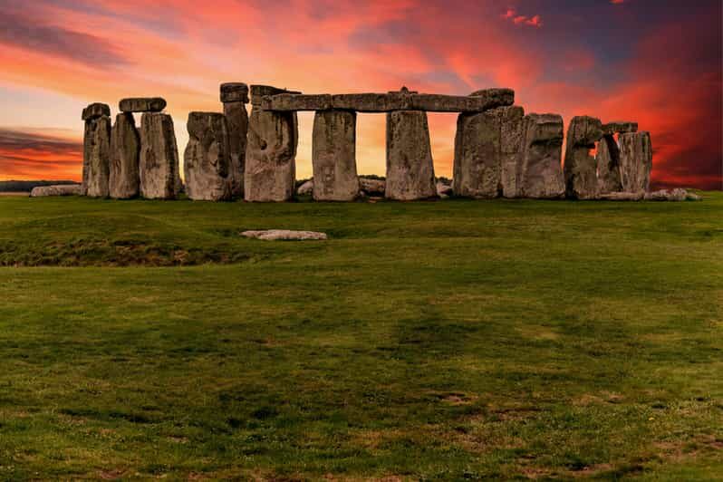 Stonehenge Windsor Castle: Private tour - Key Points