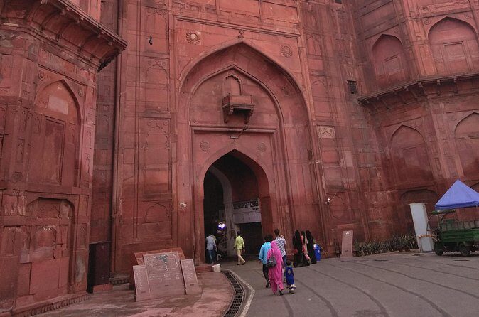 Stories related to Old Delhi and Red Fort walk!!!! - FAQ