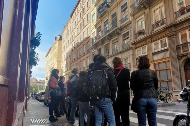 Storytelling tour of Croix-Rousse in French - Is This Tour Right for You?