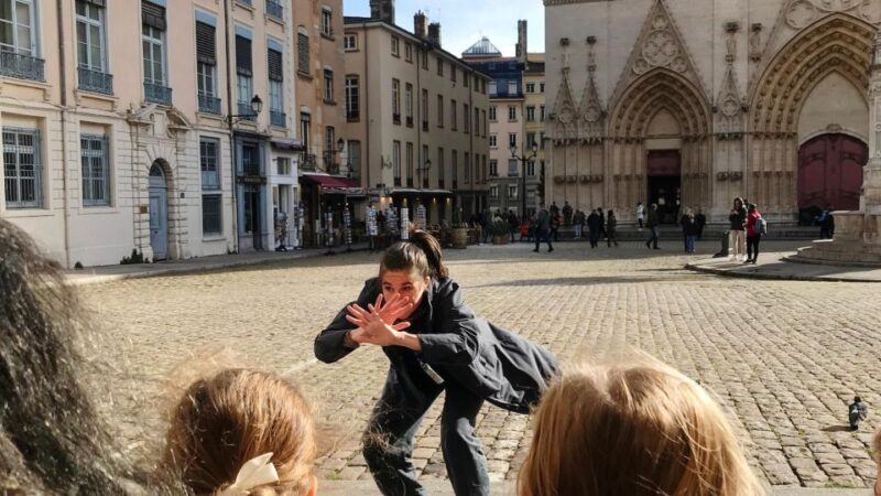 Storytelling tour of the Vieux-Lyon for children in French - Key Points