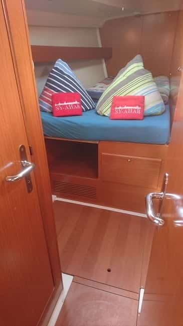 Stralsund: Hiddensee Sailboat Trip with Snacks and Drinks - Authentic, Relaxing, and Engaging
