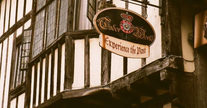 Stratford-upon-Avon: Lantern-Lit Ghost Tour at Tudor World - What Is the Experience Like?