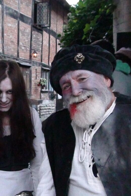 Stratford-upon-Avon: Lantern-Lit Ghost Tour at Tudor World - The Haunted Building