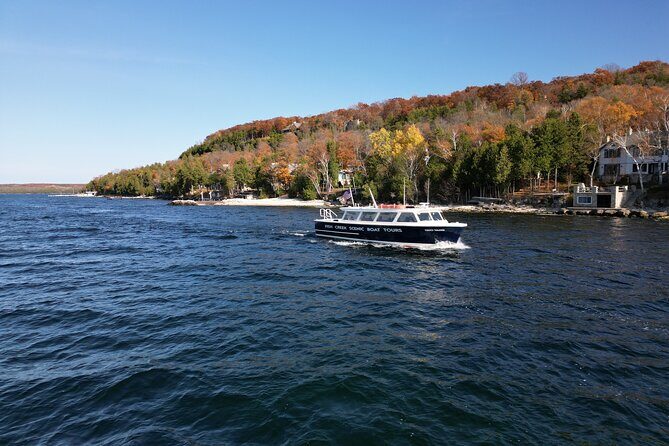 Strawberry Islands Scenic Boat Tour and Historic Cottage Row - Final Stop: Eagle Bluff Lighthouse Revisited