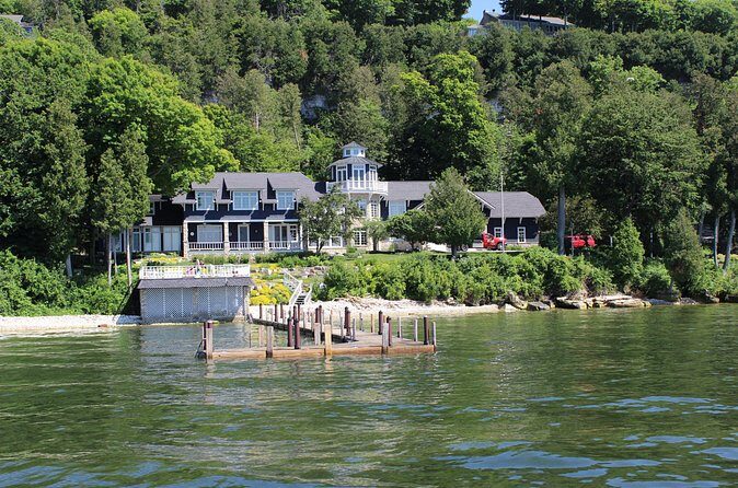 Strawberry Islands Scenic Boat Tour and Historic Cottage Row - Practical Considerations