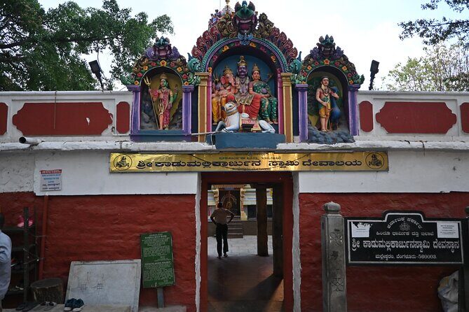 Street Food +Local Market+ Mystery Nandi Temple= Malleswaram Walk - An Authentic Taste of Bangalore: The Malleswaram Walk