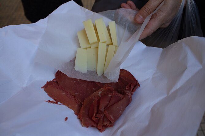Street food tasting in the locals favorite hidden places - Who Will Love This Tour?