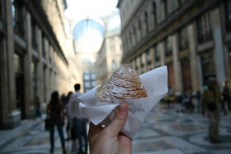 Street food tour: the Neapolitan culinary art - The Practical Side: What to Expect