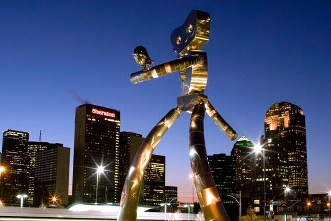Street Food Tour With a Local Guide in Dallas - Exploring Deep Ellum: The Neighborhood Vibe