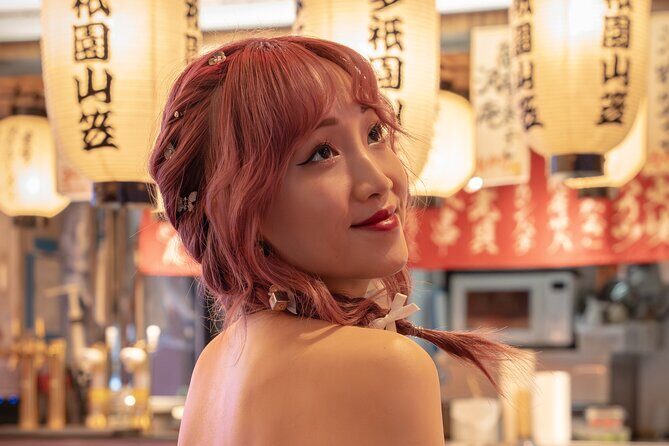 Street Photoshoot at Tokyo Iconic Spots with Pro Photographer - Authentic Feedback from Participants