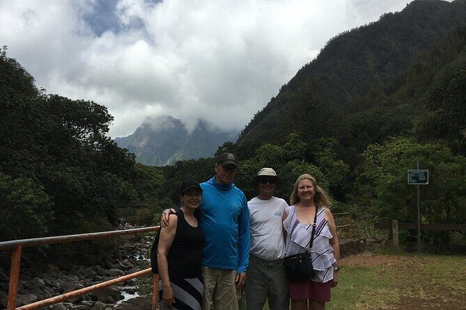 Stretch Limousine Private Transfer around the Island of Maui - Who Should Consider This Tour?