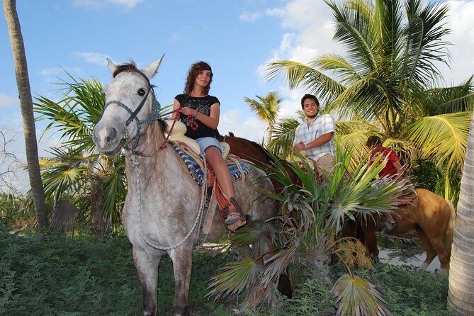 STROLL the Jungle Trails on a HORSE. Includes Transportation and Equipment. - Who Will Love This Experience?