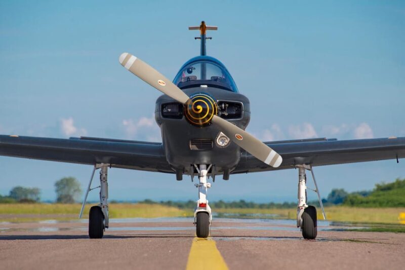 Stunt Military Jet Flight Experience near Paris - An Authentic Flight in the Skies over Paris