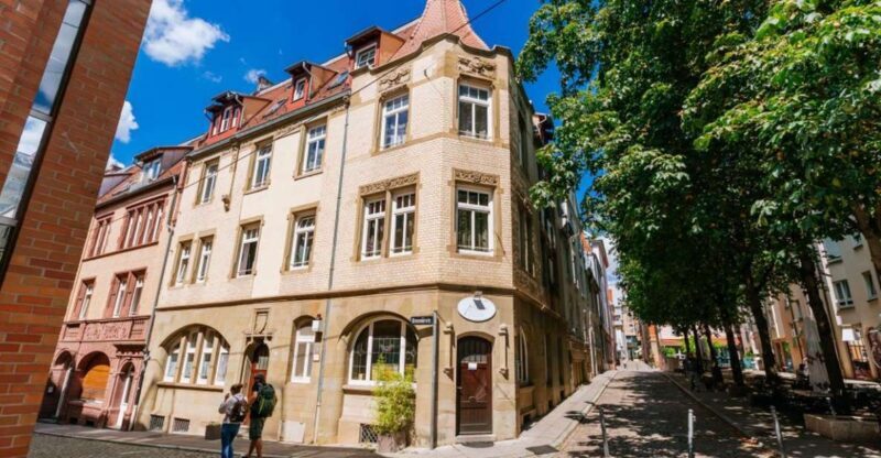 Stuttgart: Bean District Walking Tour with Swabian Food - A Closer Look at the Experience
