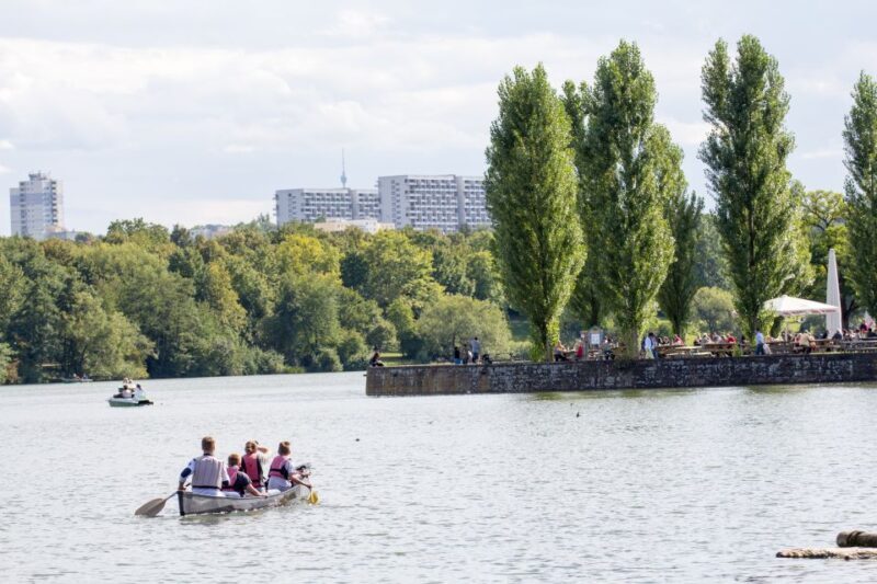 Stuttgart: Canadian Canoe Rental - An In-Depth Look at the Canoe Experience