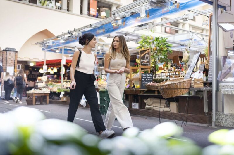 Stuttgart: Guided Tour of the Stuttgart Market Hall - Analyzing the Value for Price